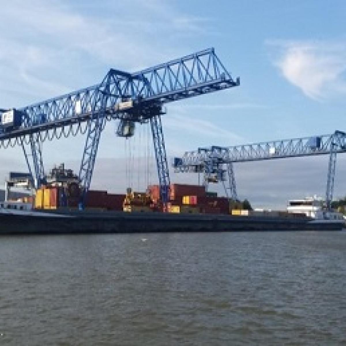 Customs | Barge Terminal Born